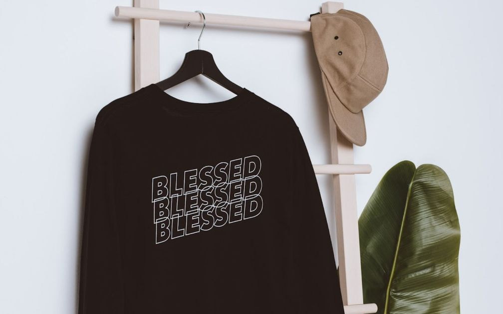 How to Make Your Own Merch For YouTube: A Complete Guide for Creators ...