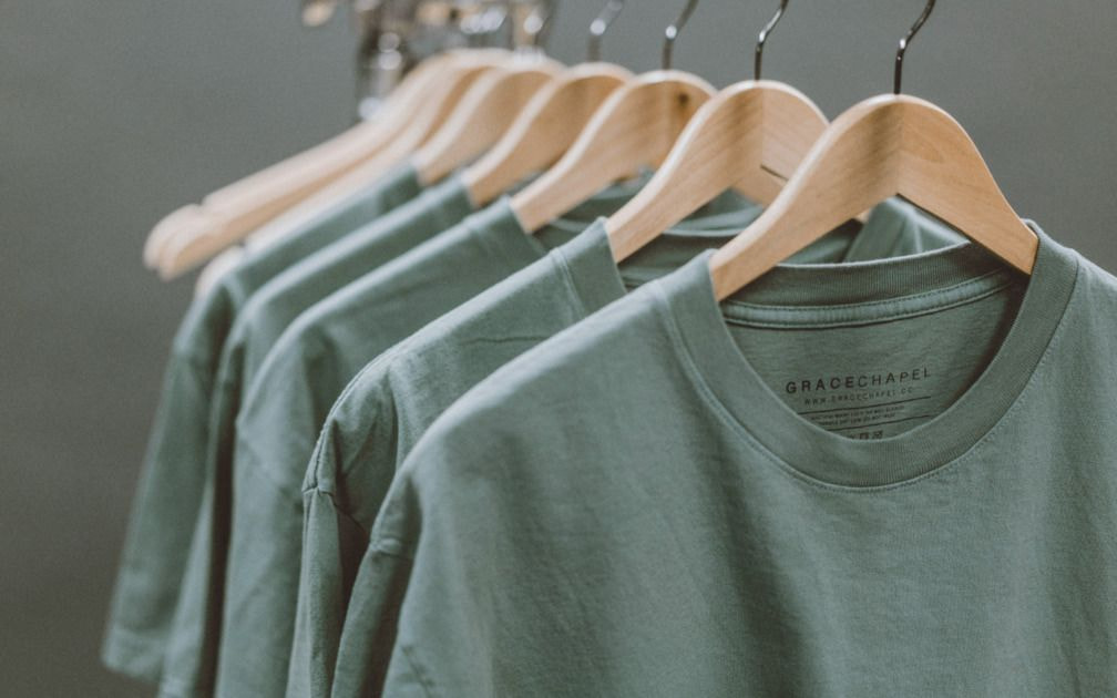 How to Dropship Personalized Products: The Ultimate Guide | Printful