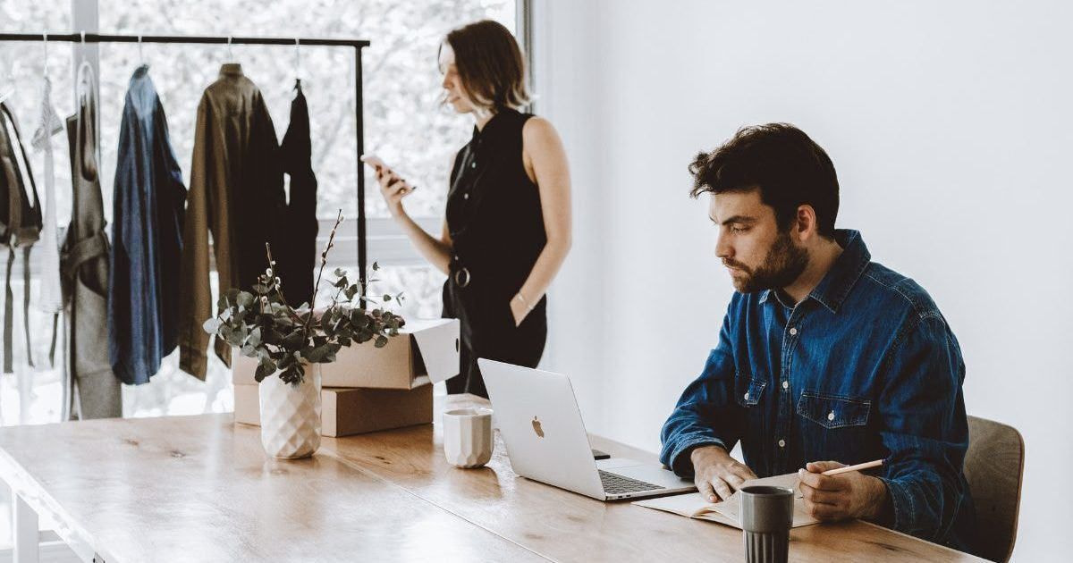 Cómo atraer clientes a tu tienda online: 10 puntos clave | Printful