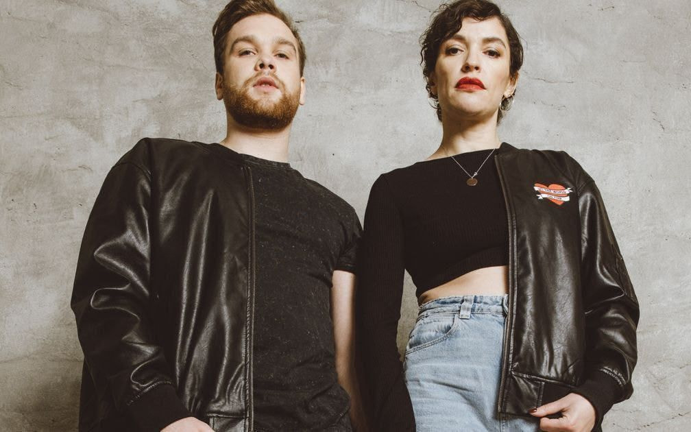 8 Reasons Why Musicians Should Sell Merch [+3 Successful Examples ...