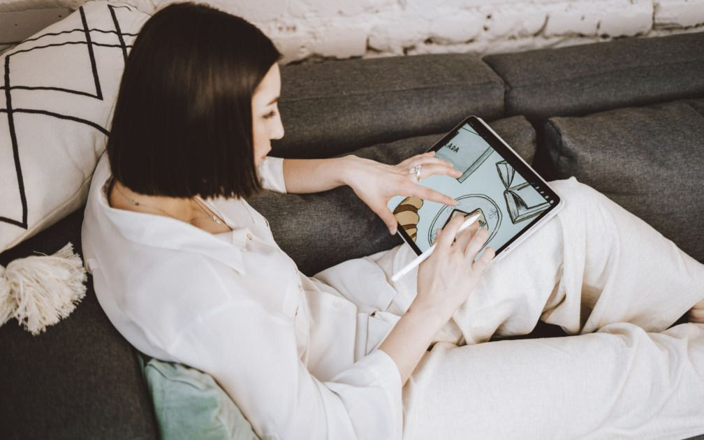 How to Digitize Artwork and Sell Your Art Online | Printful