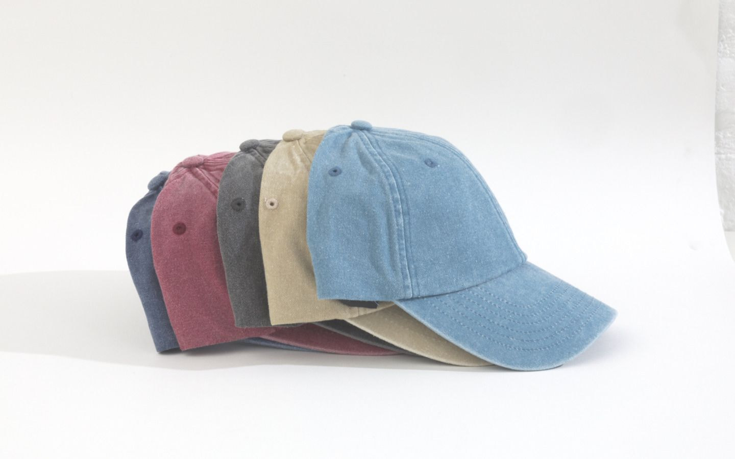 Jump on the Dad Caps Trend: 6 Best Dad Hats to Sell in 2024 | Printful