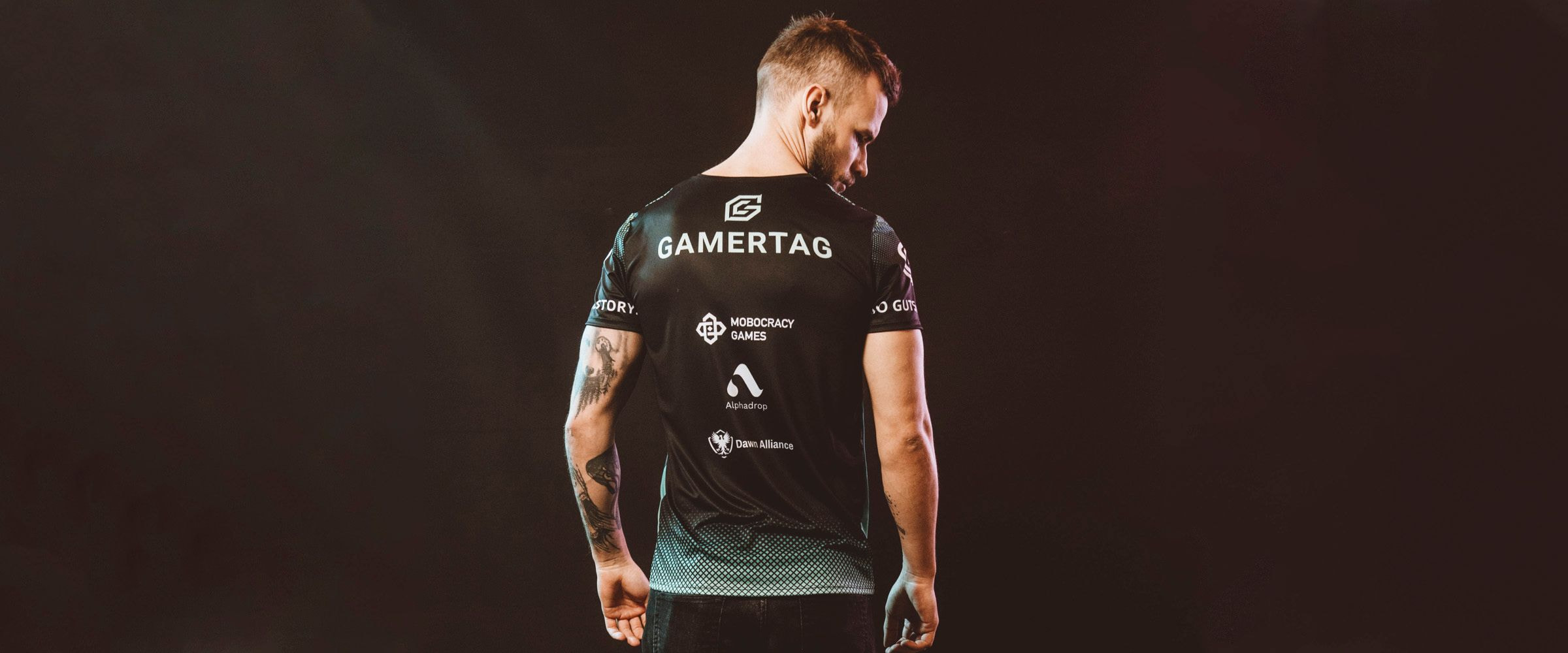 Laissez les fans personnaliser votre merch gaming | Printful Entreprise